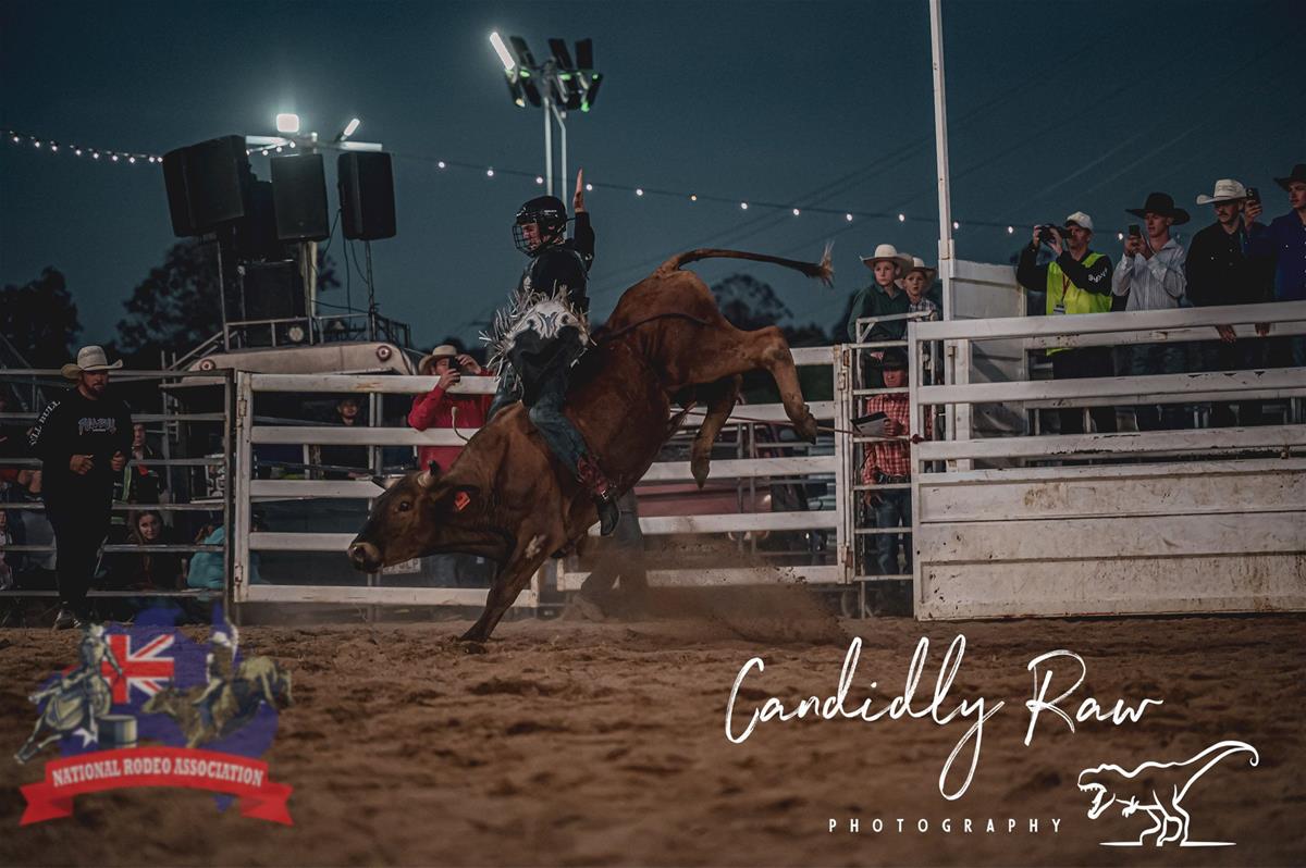 National Rodeo Association - Inverell Show - BULL RIDE
